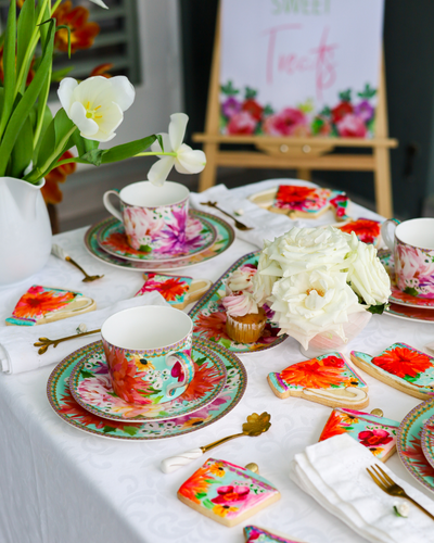 A stylish, colourful tea party with Lorraine from Tamarind & Thyme