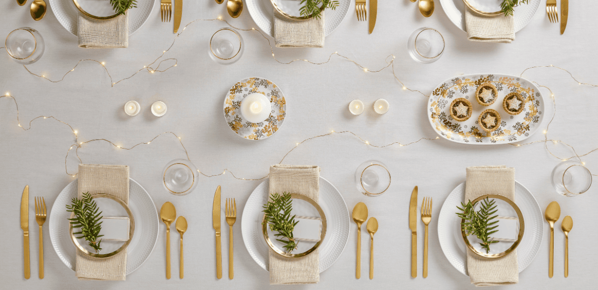 10 Tips to Be the Hostess with the Mostess This Summer